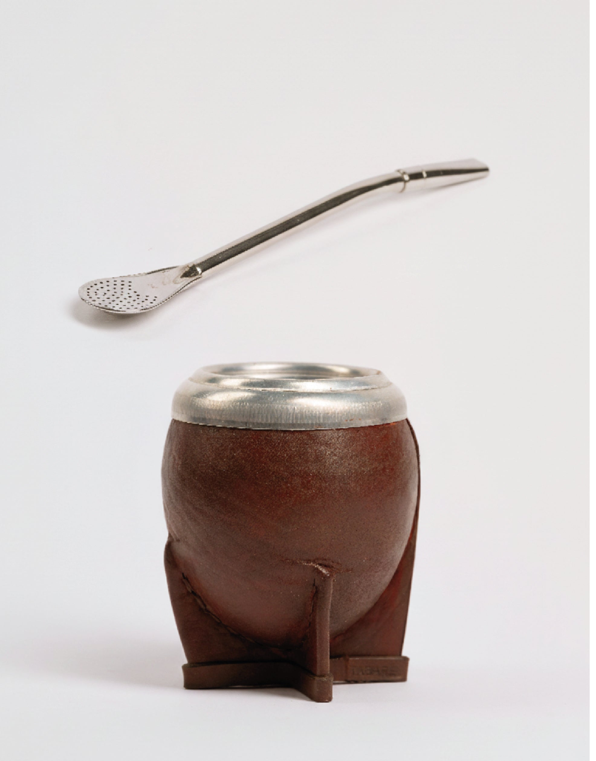 Mate Matungo de Cuero y Aluminio + Bombilla Inoxidable | Jardín del Mate